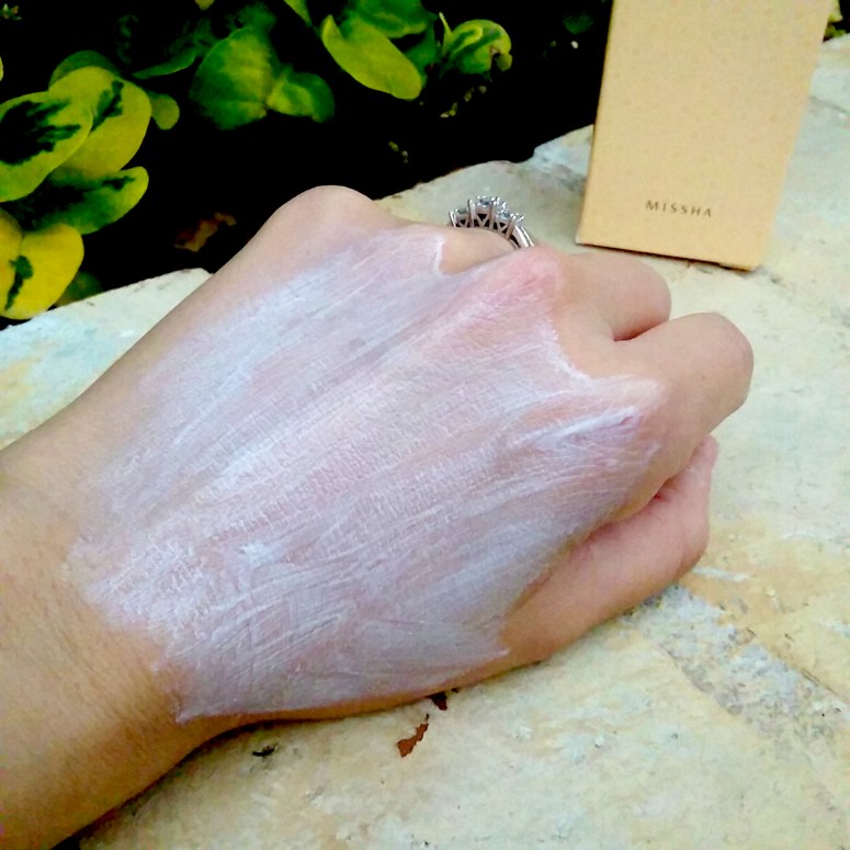 Review: Missha All Around Safe Block Mild Sun SPF 30 PA++ – Fifty ...