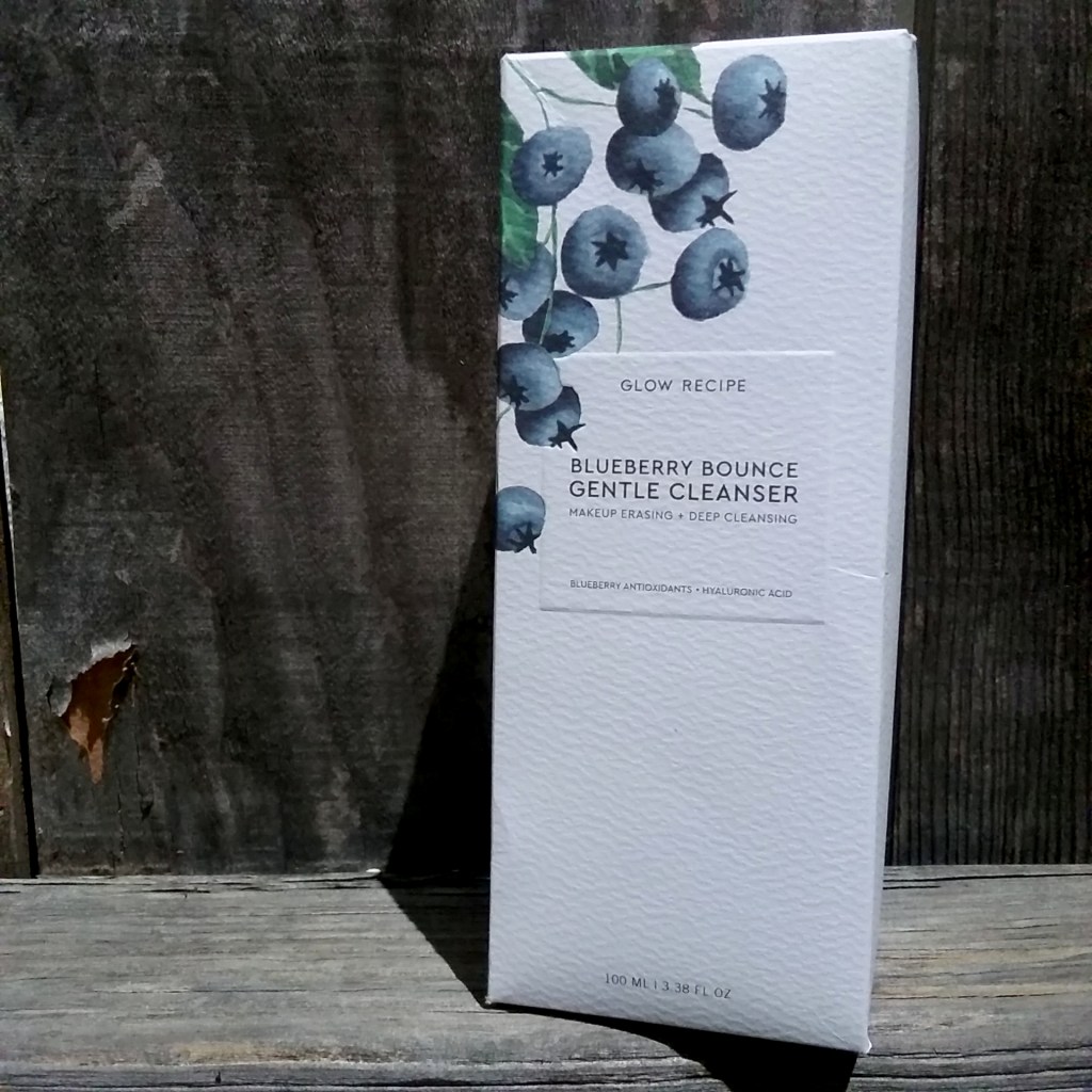 Review: Glow Recipe Blueberry Bounce Gentle Cleanser – Fifty Shades of ...